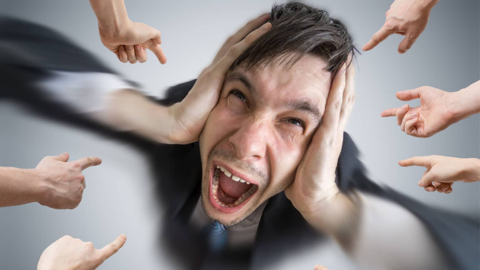 14 Signs You Are Working In a Toxic Environment