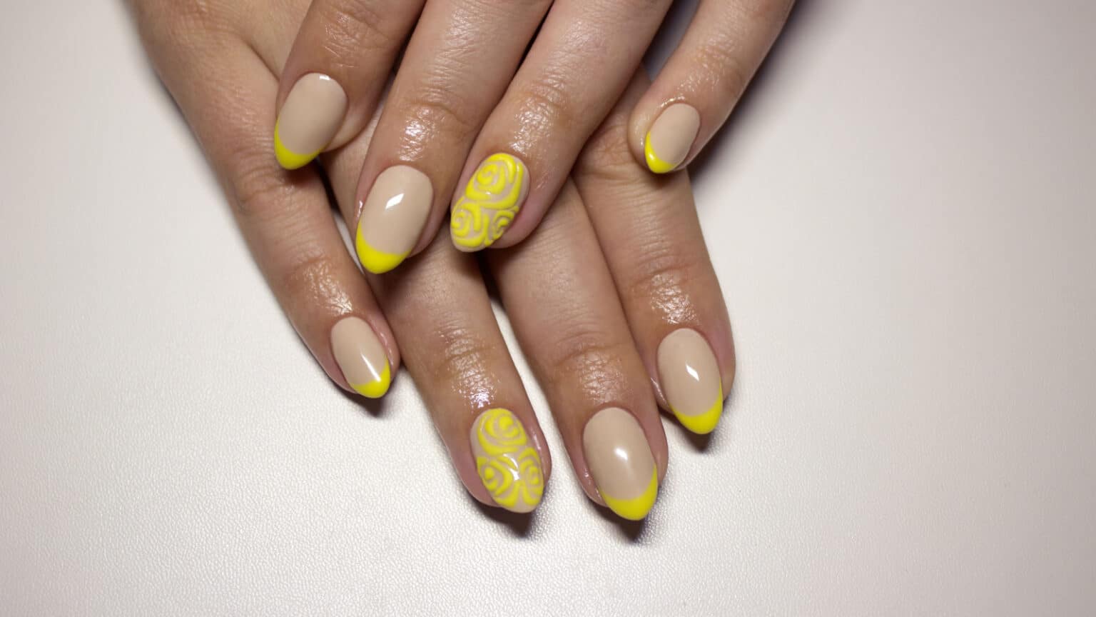 Brighten Your Summer: Trendy Yellow Summer Nails to Try