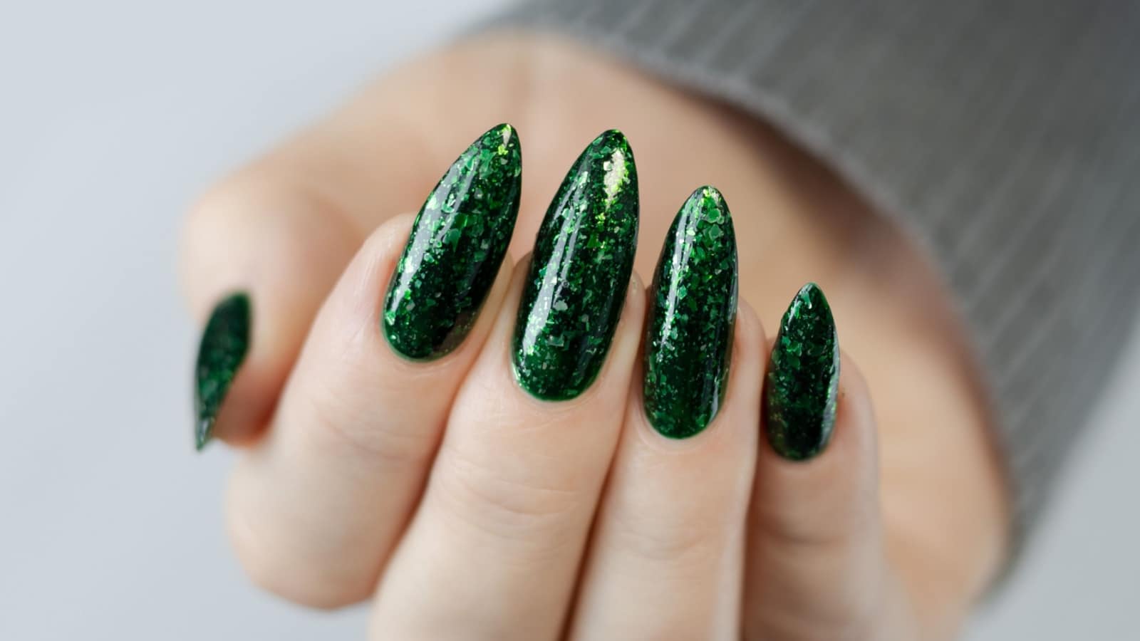 Green Glitter Nails: Sparkle and Shine in Every Shade