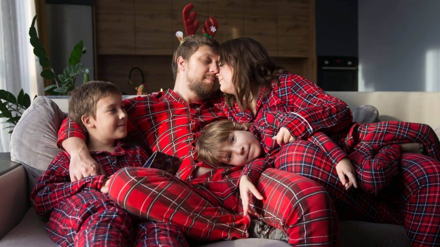 7 Christmas Traditions Families Swear They’ll Never Skip Again